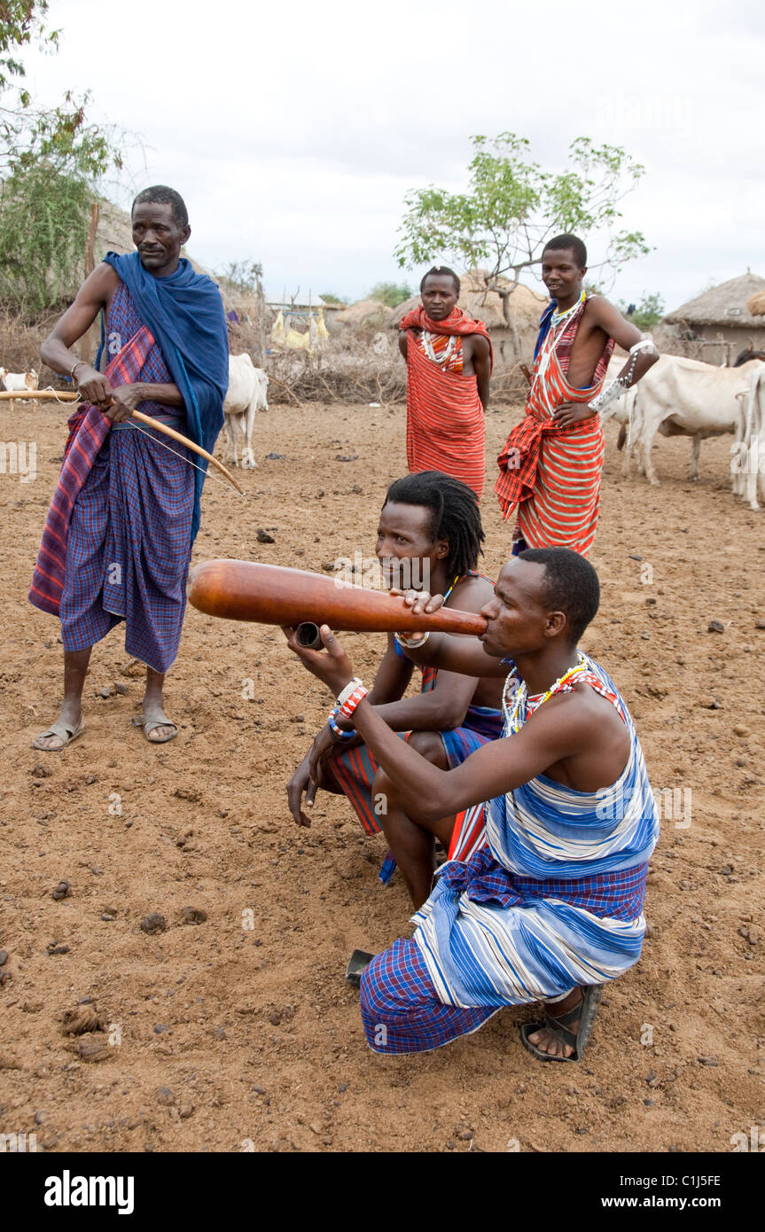 African tribal women hi-res stock photography and images - Alamy