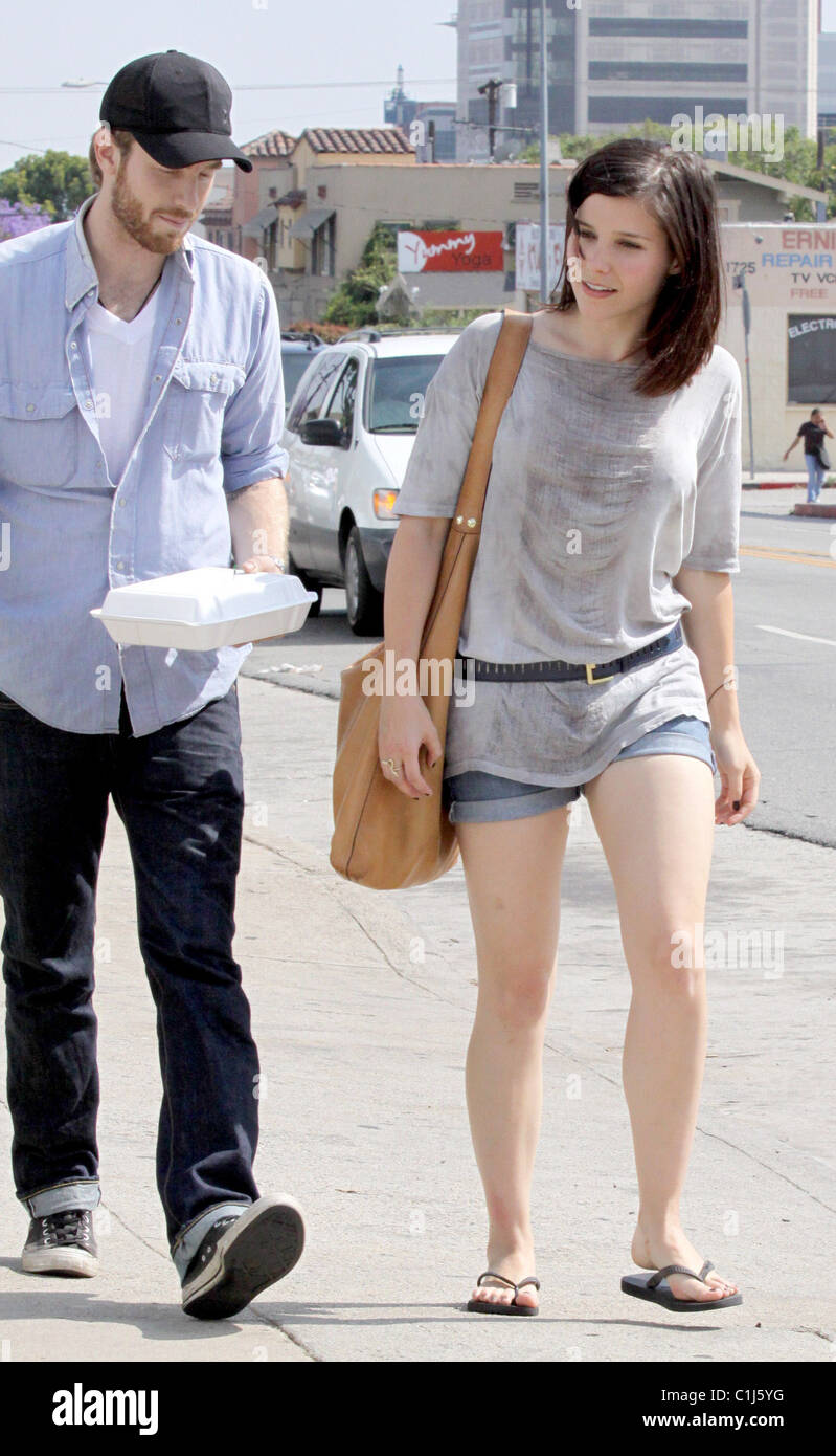 Sophia Bush And Jon Foster