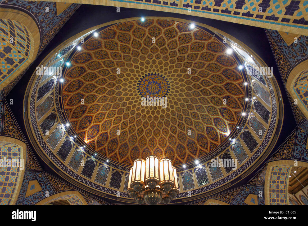 Persian court hi-res stock photography and images - Alamy