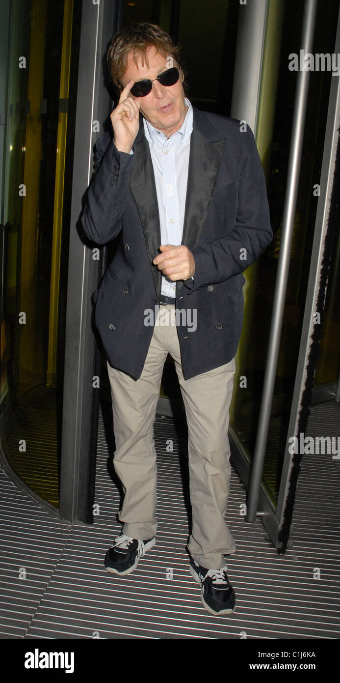 Paul simon paul mccartney hi-res stock photography and images - Alamy