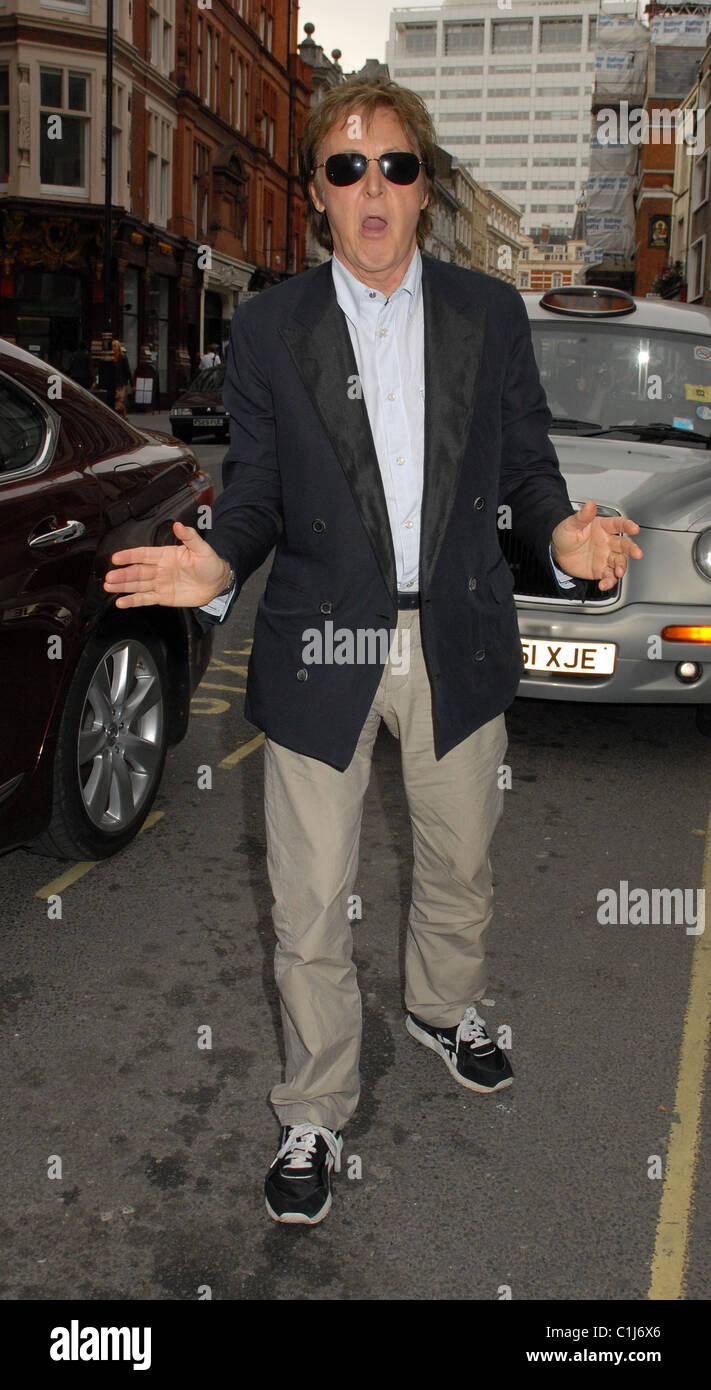 Paul simon paul mccartney hi-res stock photography and images - Alamy