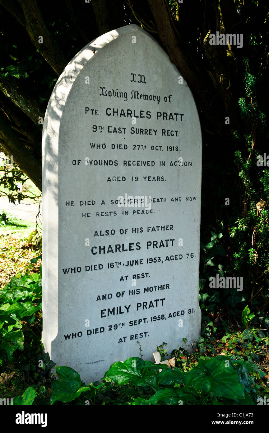 The headstone and grave for Charles Pratt in Findon parish church ...
