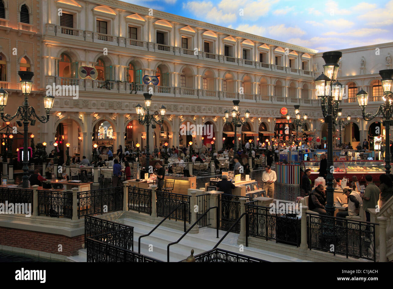 Interior of the venetian hotel las vegas hi-res stock photography and ...