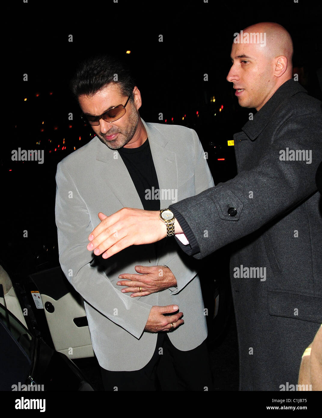 George michael outside hi-res stock photography and images - Alamy