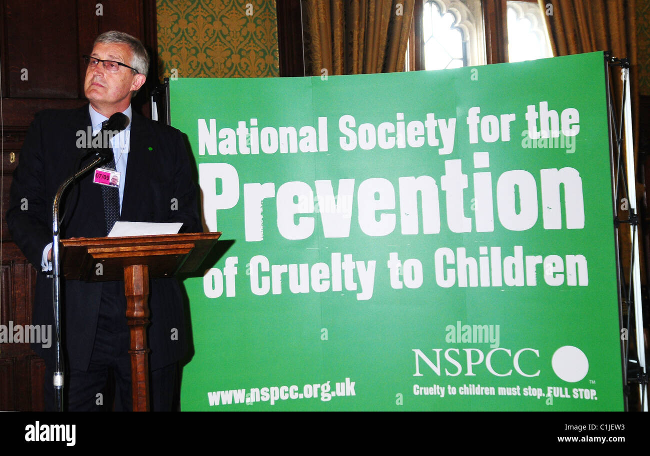NSPCC Chairman Sir Christopher Kelly at the NSPCC Hall of Fame Awards ...
