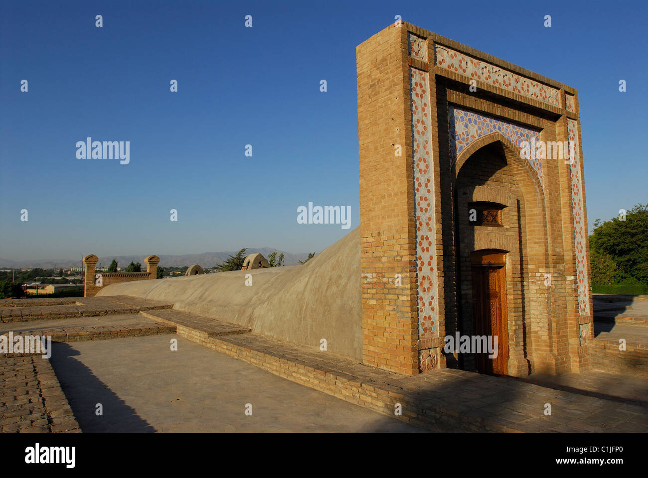 Uzbekistan, Samarkand, the observatory of Ouloug Beg Stock Photo - Alamy