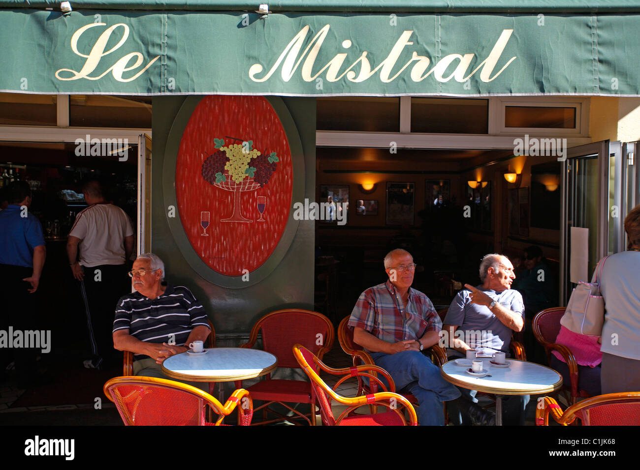 France, Vaucluse, Provence, Orange, Le Mistral Cafe terrace Stock Photo ...