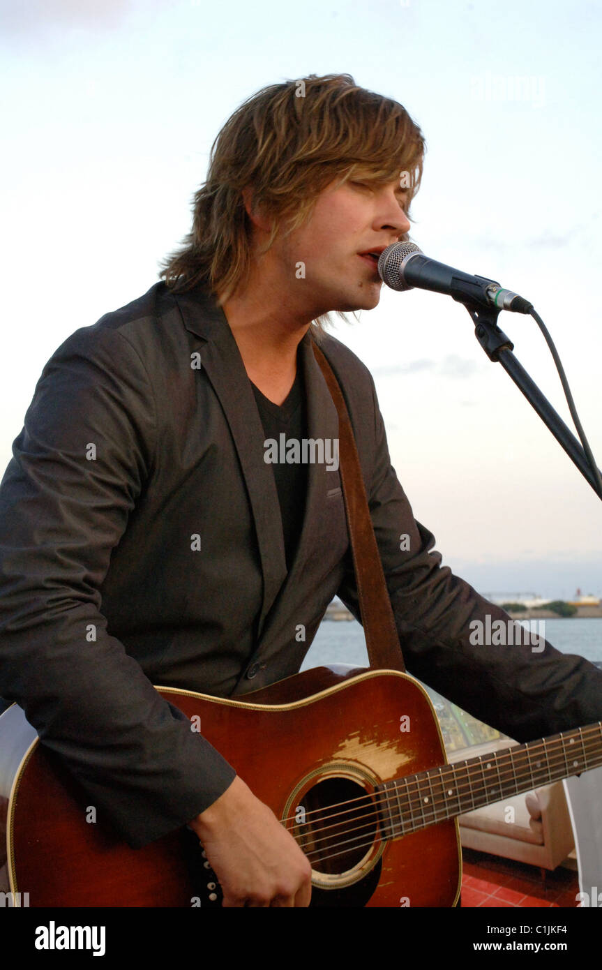 Rhett Miller Performs to an invite only crowd on the Adventure ...