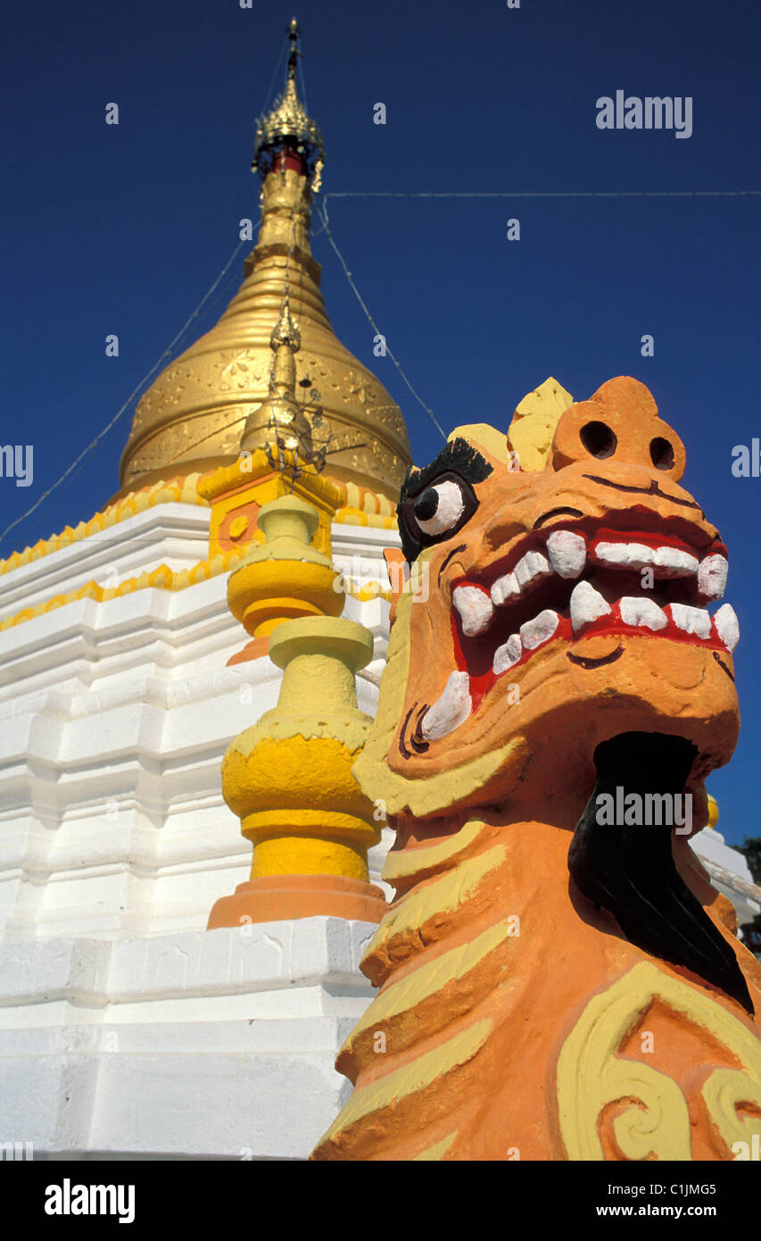 Myanmar (Burma), Yangon Division, Yangon (Rangoon), Shwedagon pagoda ...