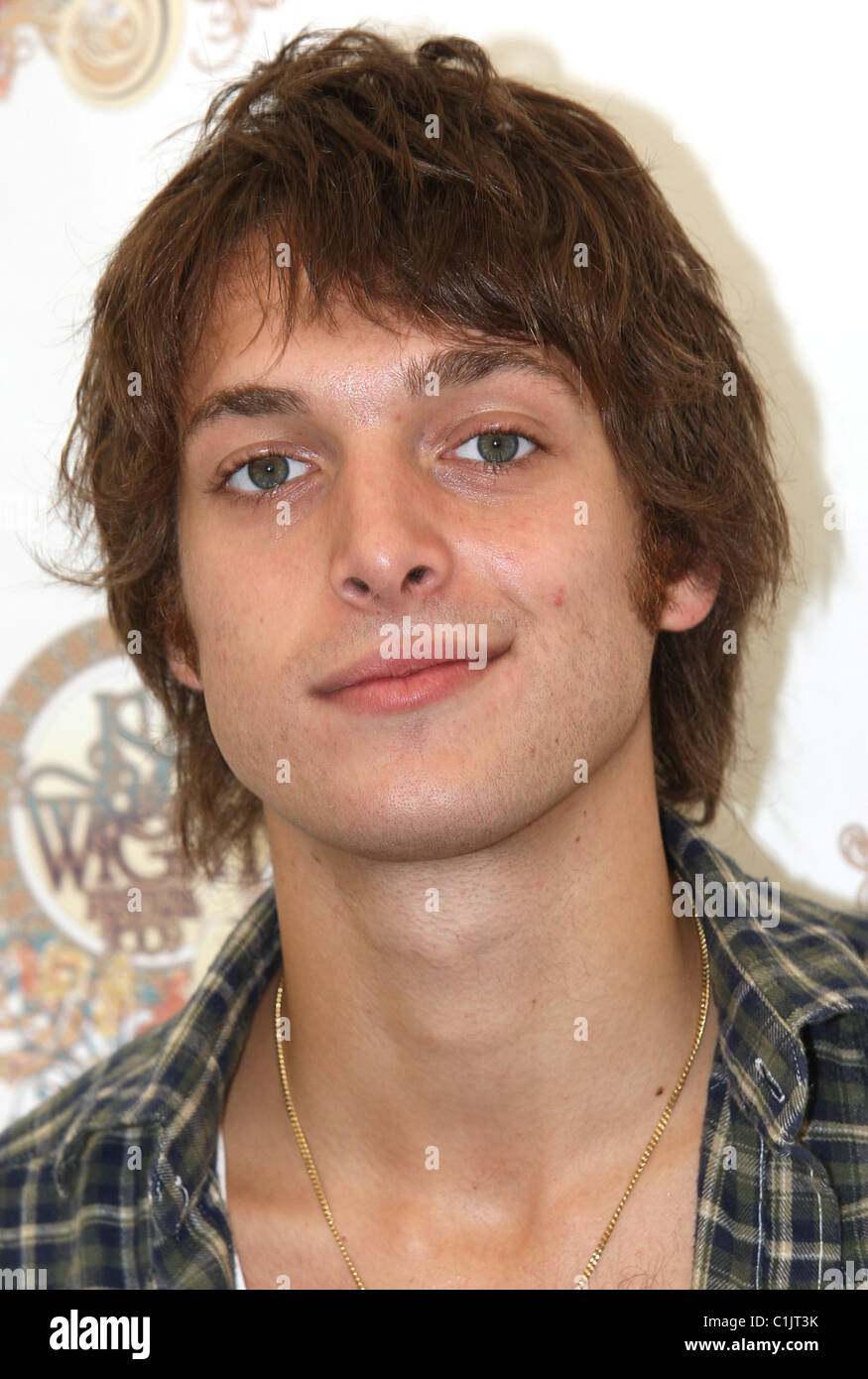 Paolo nutini at the isle of wight festival hi-res stock photography and ...