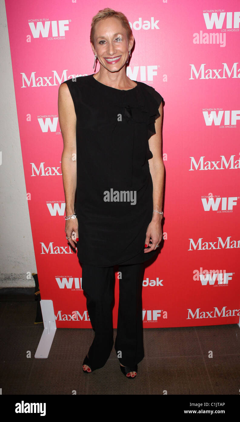 Stephanie Sperber The Women in Film Crystal and Lucy Awards 2009 at the ...