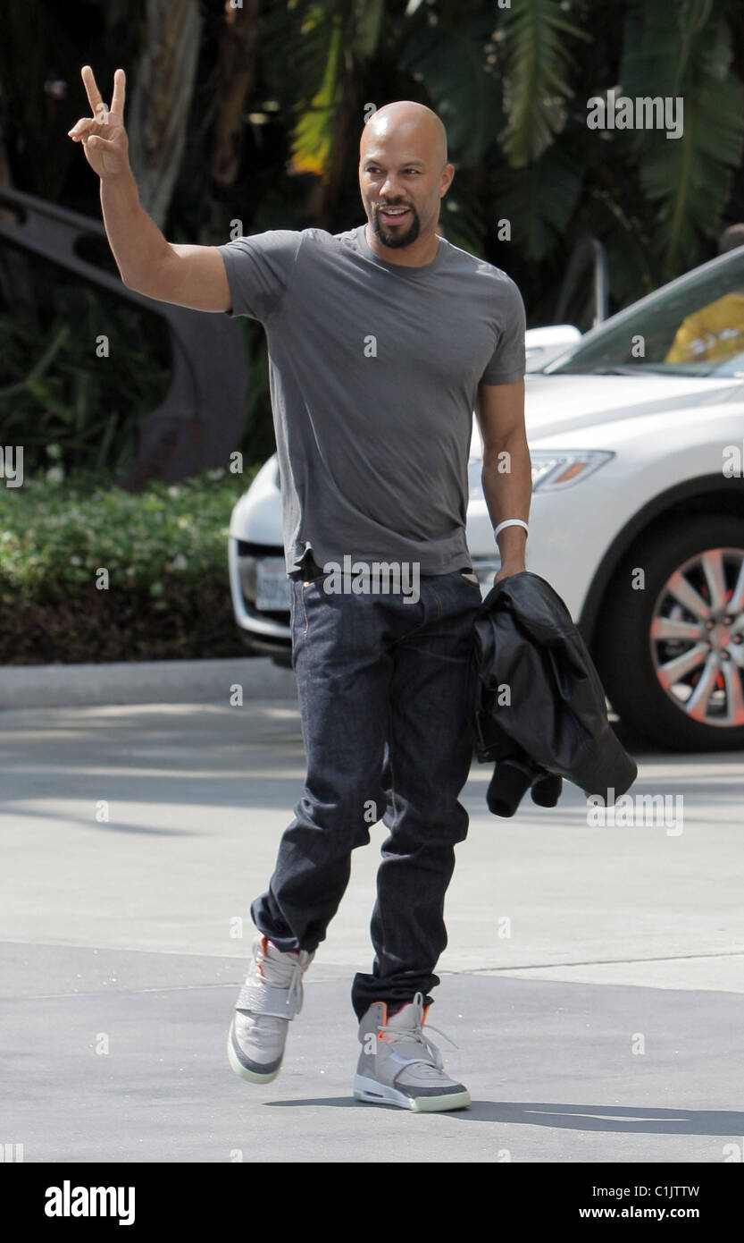 Common arrives for the first game of the NBA National Championship ...