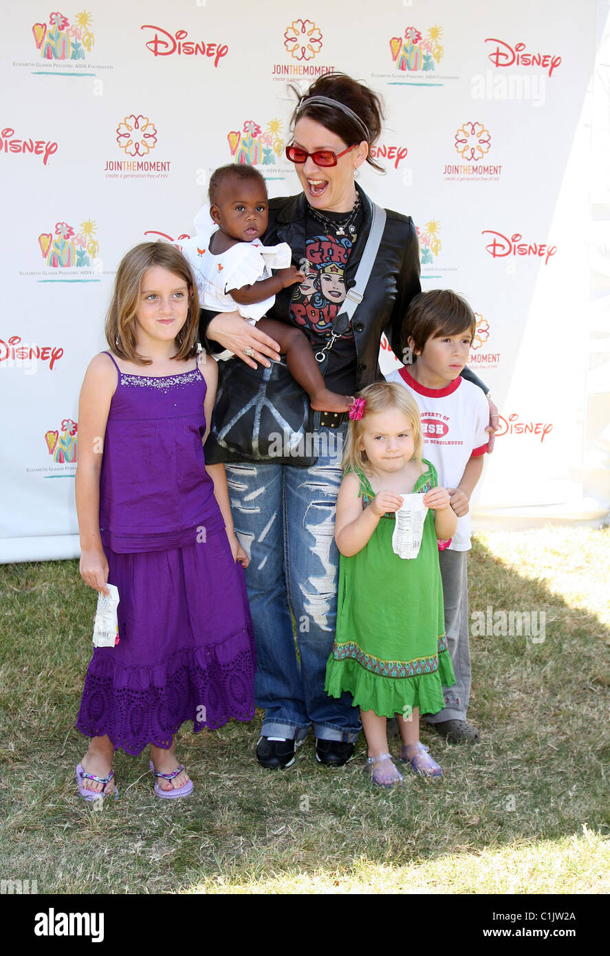 Joely Fisher with her children Elizabeth Glaser Pediatric AIDS ...