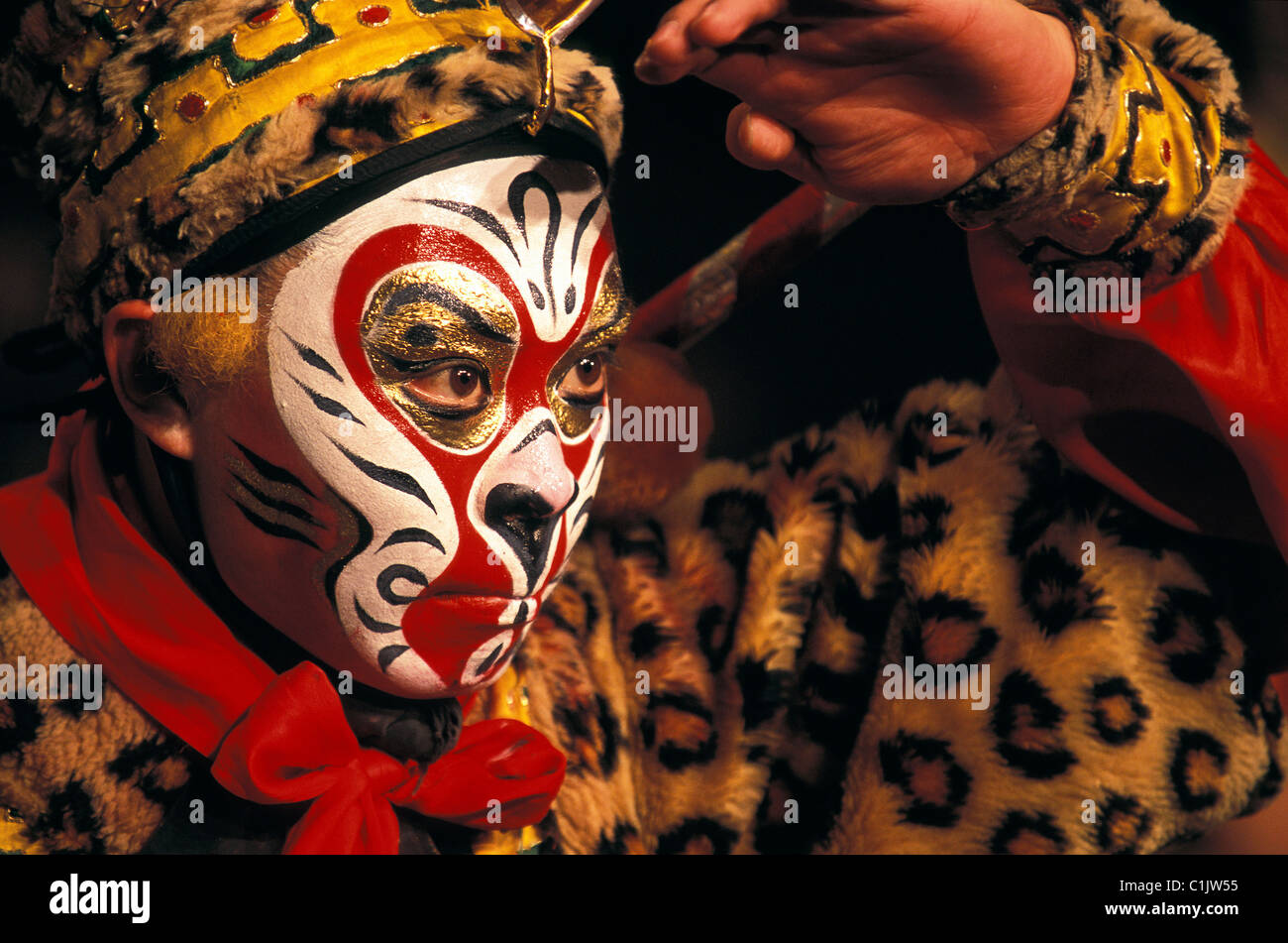 Portrait of beijing opera hi-res stock photography and images - Alamy