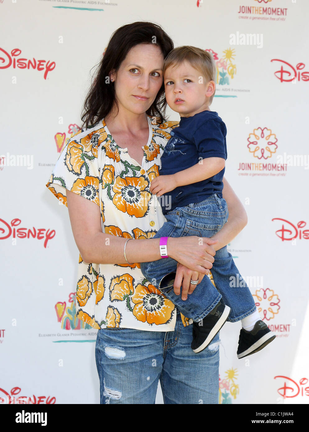 Annabeth Gish with her son Cash Alexander Allen Elizabeth Glaser ...