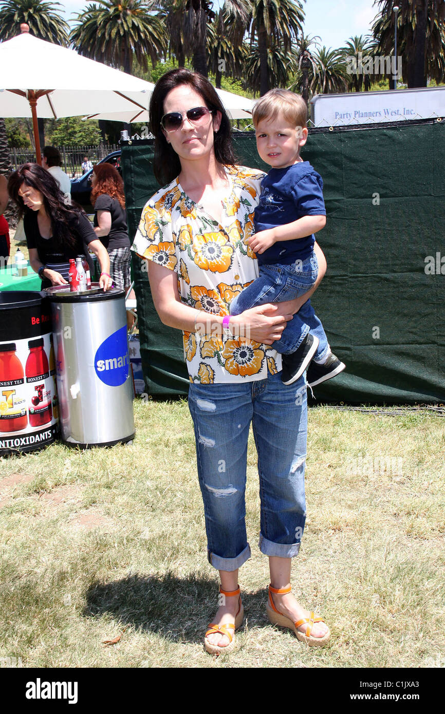 Annabeth gish son cash alexander hi-res stock photography and images ...