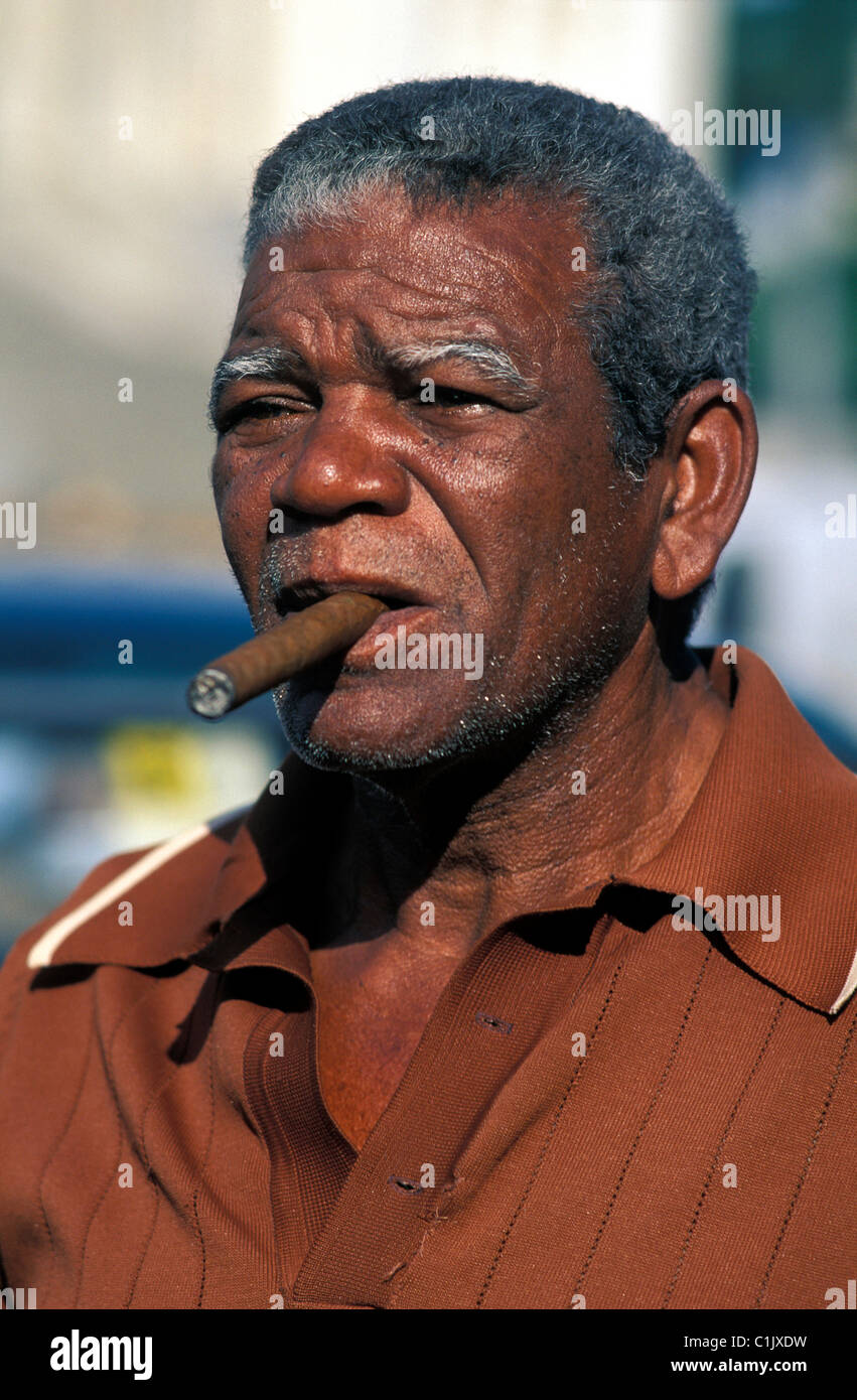 Cuba, taxi-driver, Havana Stock Photo - Alamy