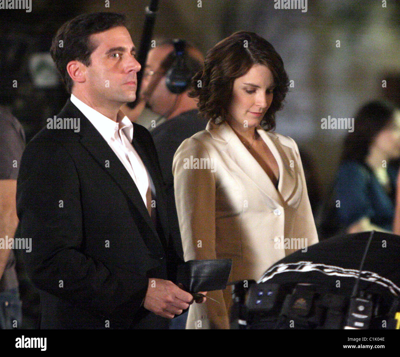 Steve Carell and Tina Fey on location of the film set in their new ...