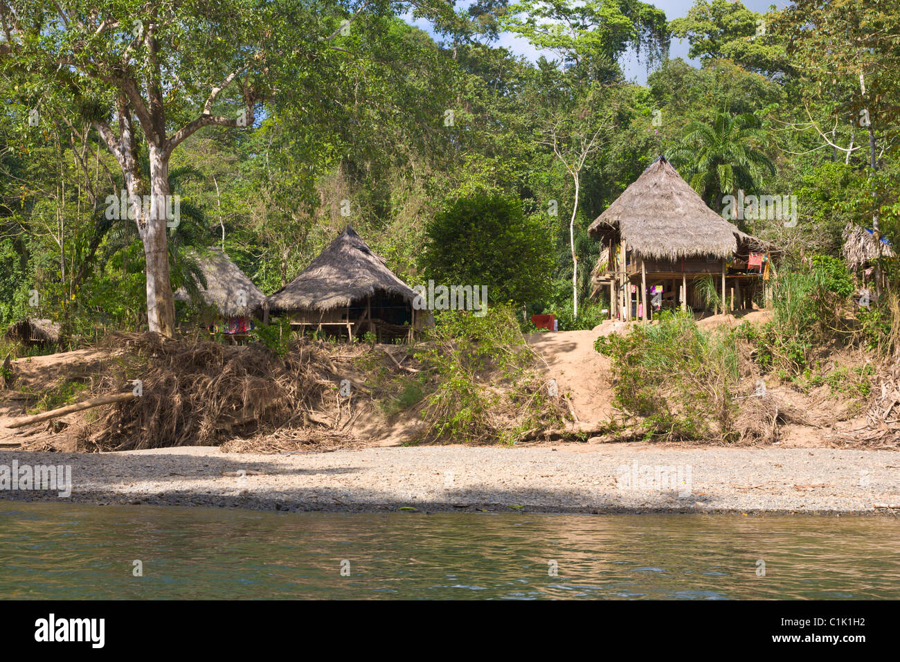 Panama River Embera Village Stock Photos & Panama River Embera Village ...