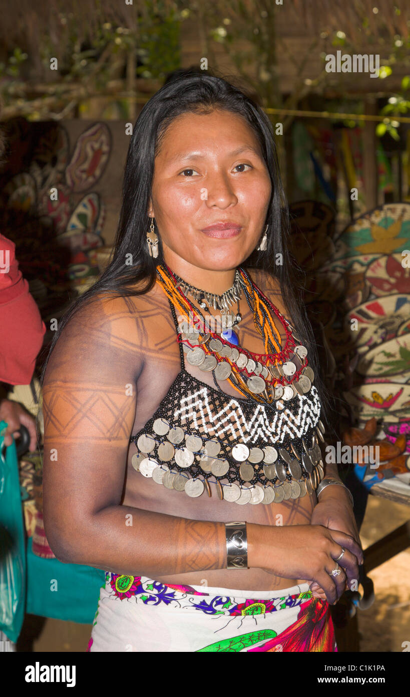 Visiting Indigenous Embera Tribe In Panama Chris Travel Blog