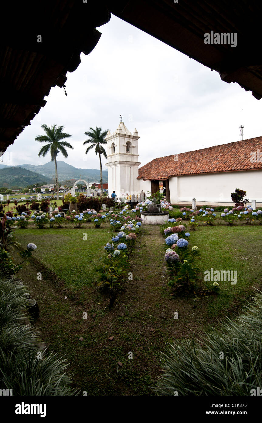 Oldst Spanish influenced church in Costa Rica Stock Photo - Alamy
