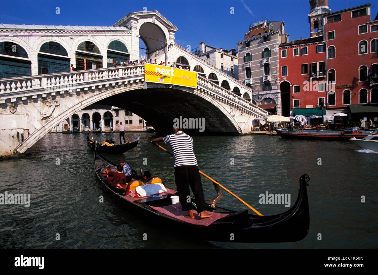 Venice and gondolas hi-res stock photography and images - Alamy
