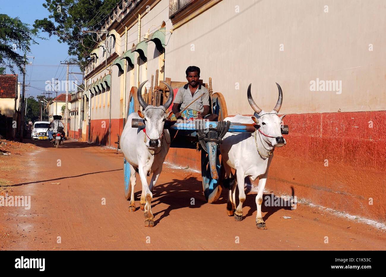 India, Tamil Nadu state, Chettinad, Karaikudi, wagon in city of the ...