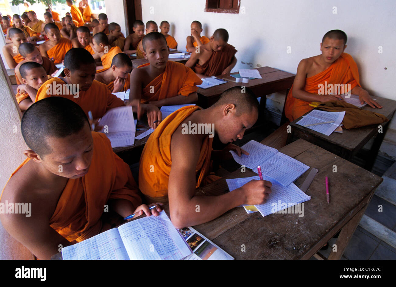 Laos, Luang Prabang, Mekong river, school, young monks Stock Photo - Alamy
