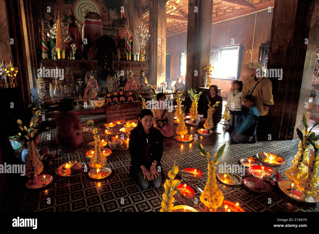 Vat temple si muang hi-res stock photography and images - Alamy