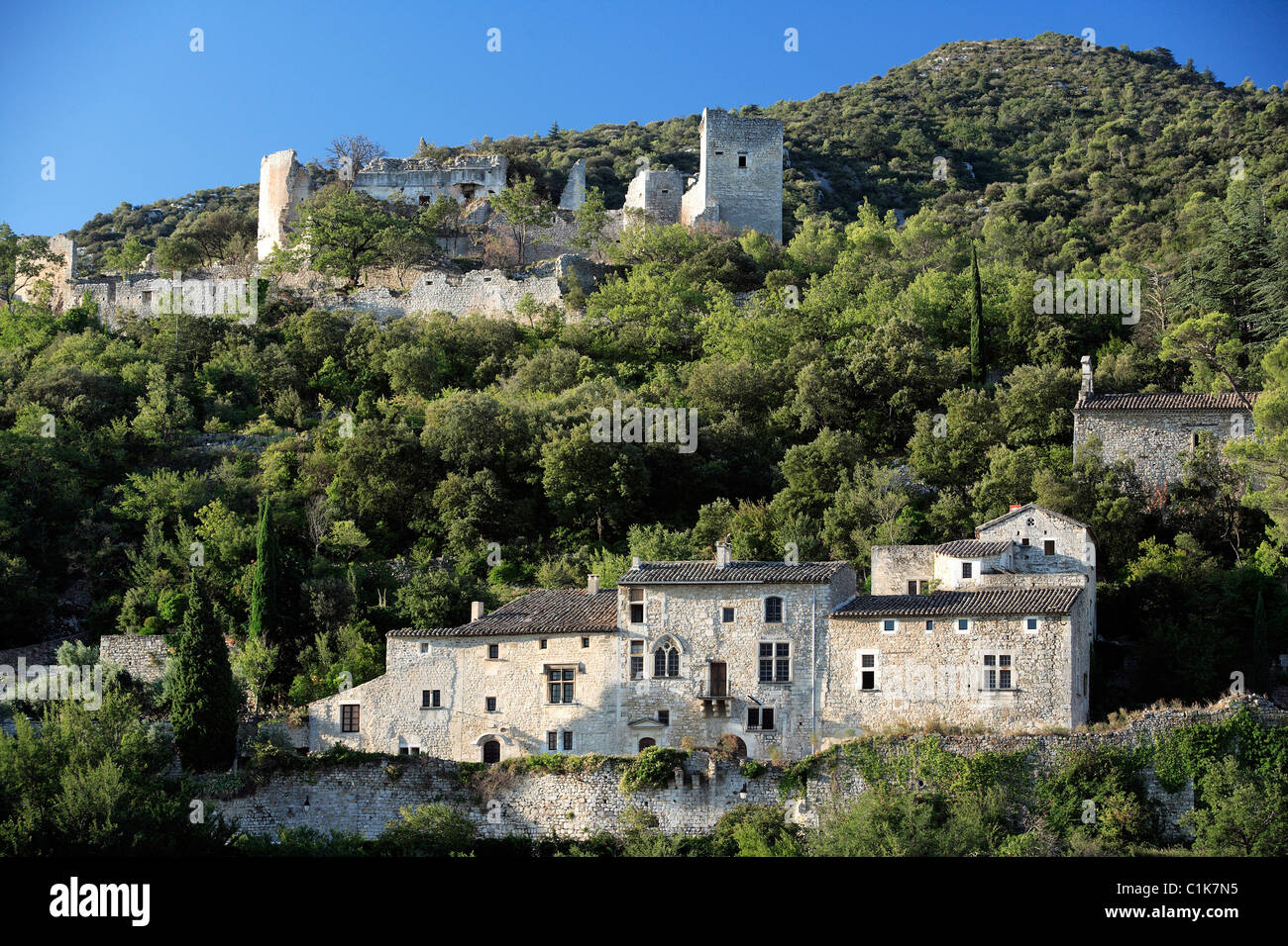 France, Vaucluse, Luberon, Oppede le Vieux Stock Photo - Alamy