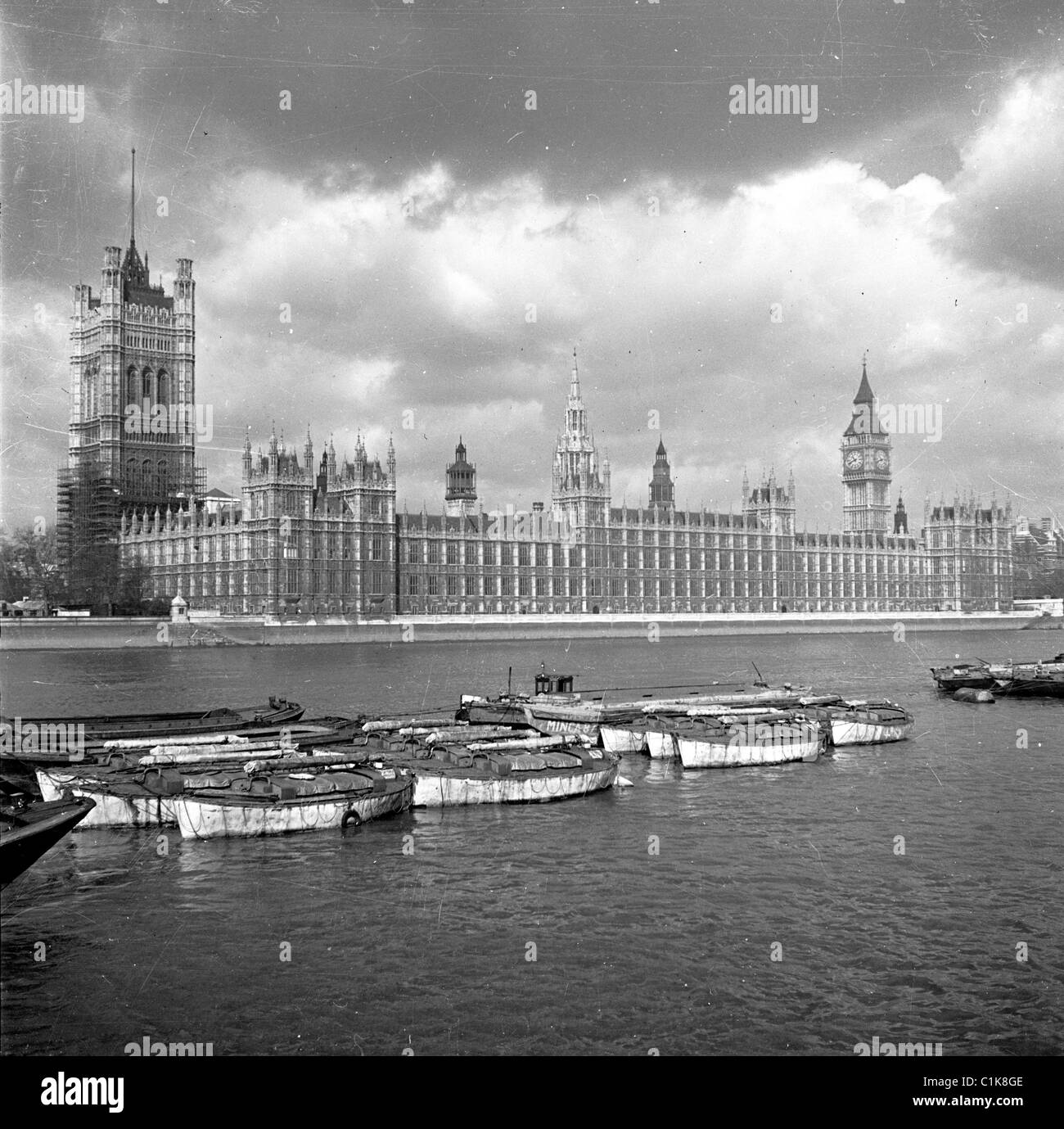 London 1950s Photograph Allan Cash Stock Photos & London 1950s ...