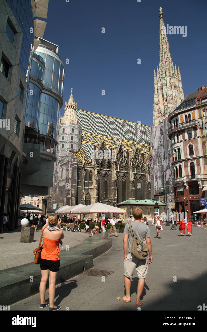 Stefansplatz hi-res stock photography and images - Alamy