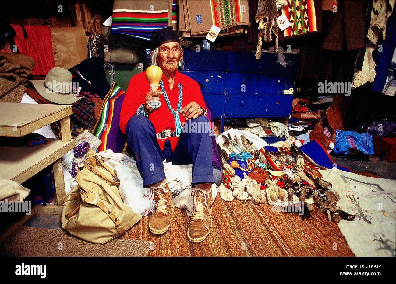 United States, Utah, Monument Valley, medicine man Billy Yellow at home ...