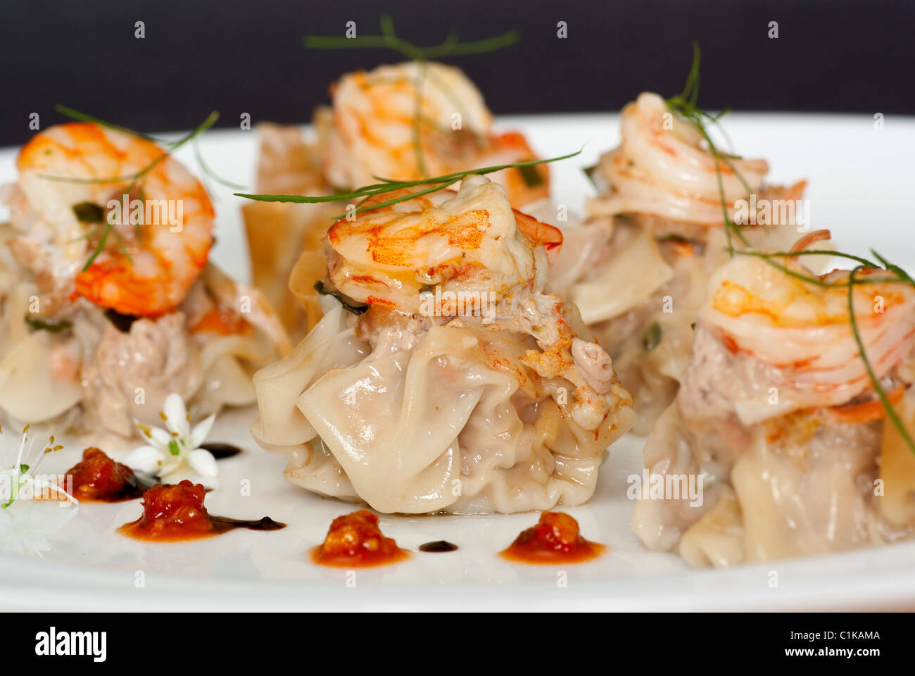 Shrimp parcel hi-res stock photography and images - Alamy