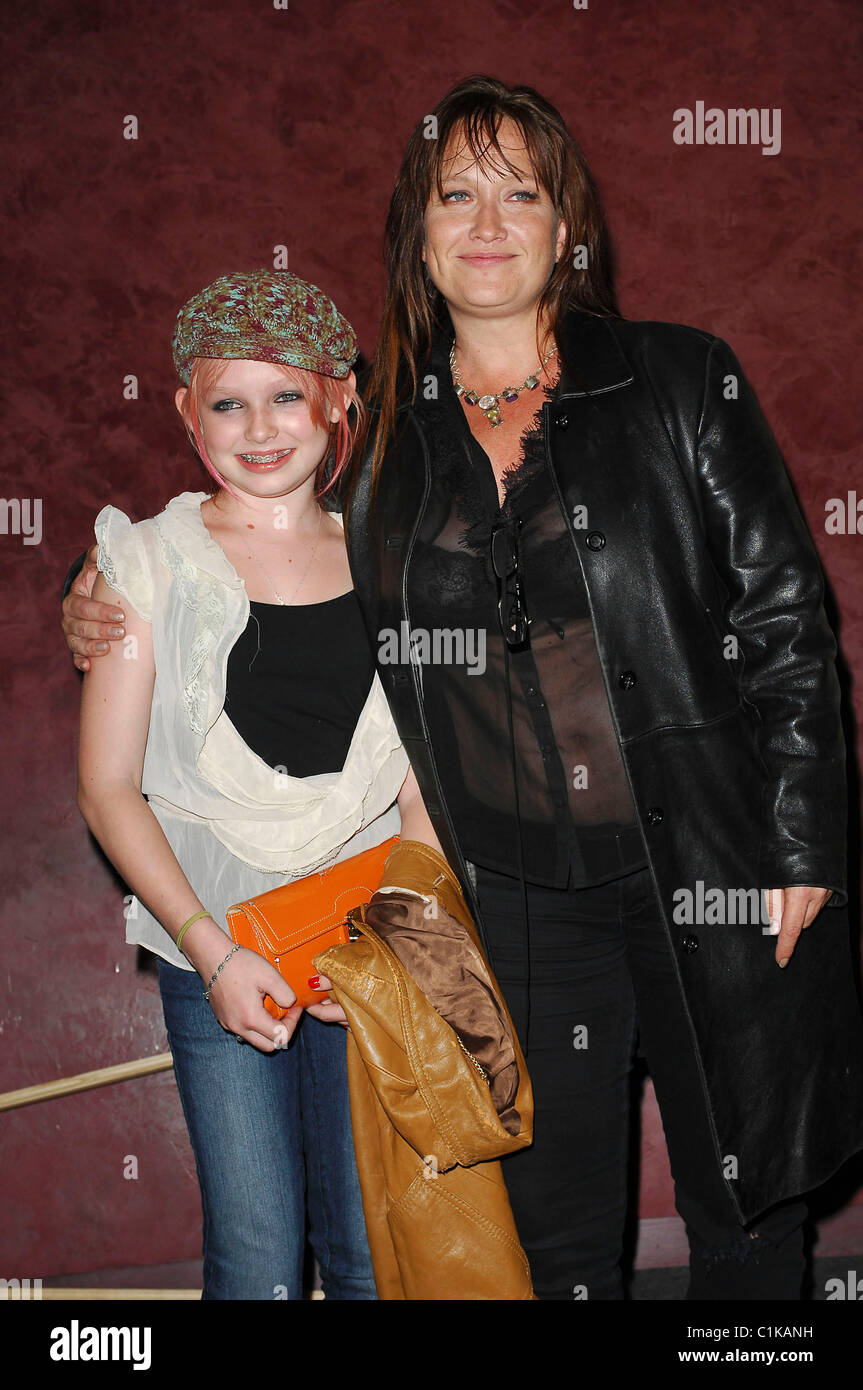 Jennifer Lynch Ser At&t