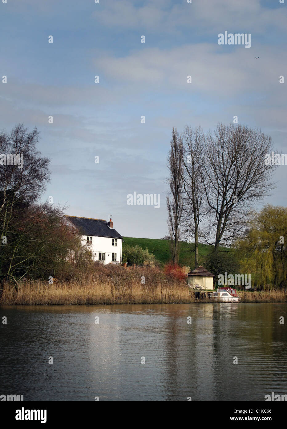 river waveney at beccles suffolk Stock Photo - Alamy