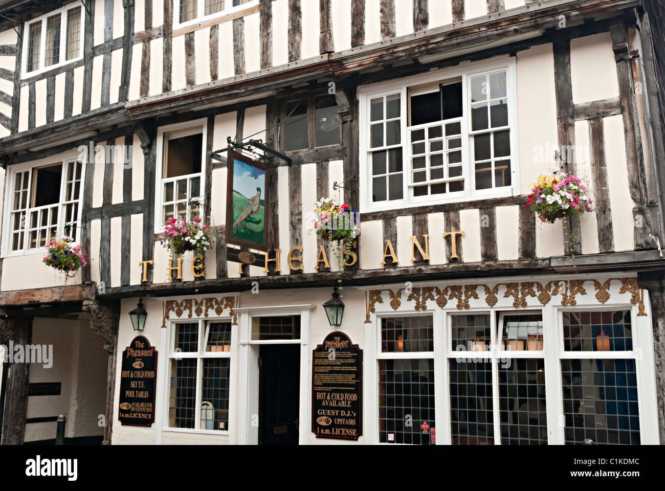 The pheasant in Worcester pub with links to king charles Stock Photo ...