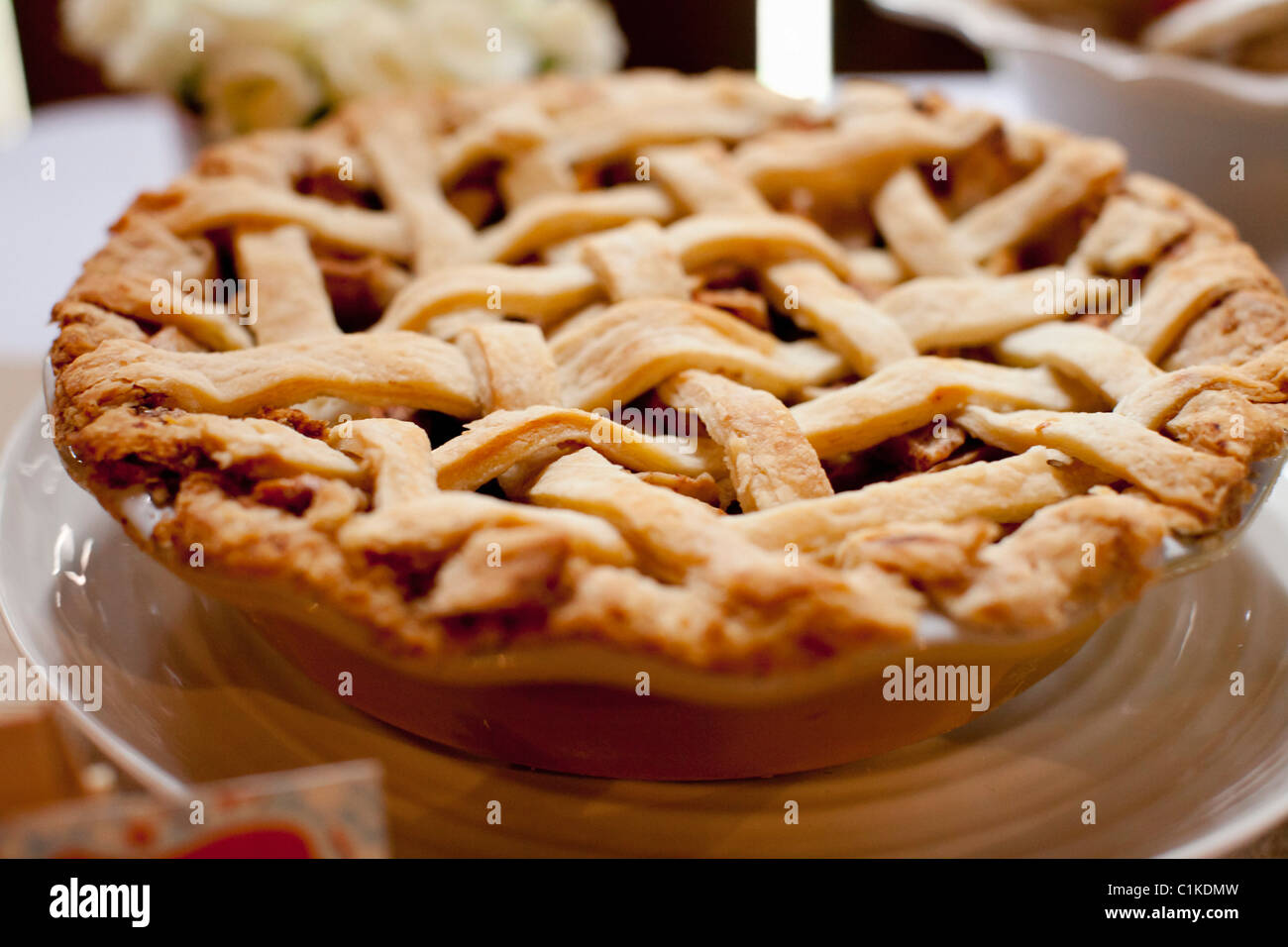 Individual apple pie hi-res stock photography and images - Alamy