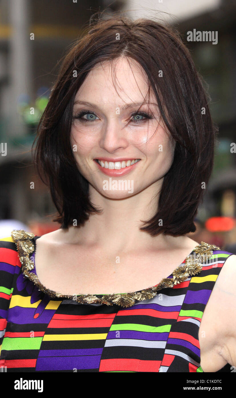 Sophie Ellis-Bextor UK film premiere of 'Bruno' held at the Empire ...