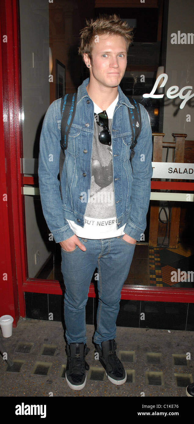 Dougie Lee Poynter, Derren Brown Enigma press night at the Adelphi ...