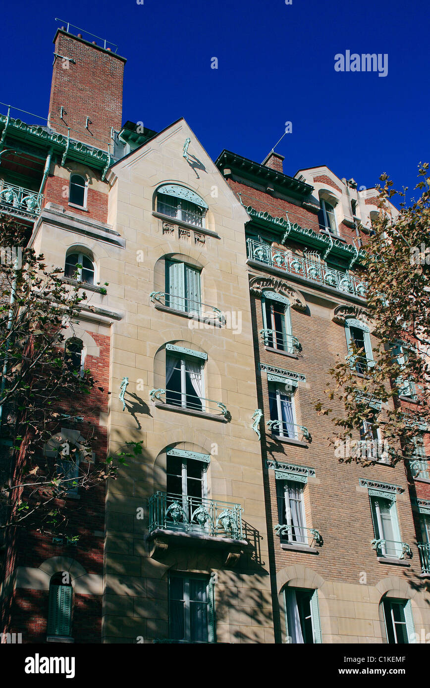 Castel beranger guimard art nouveau hi-res stock photography and images ...