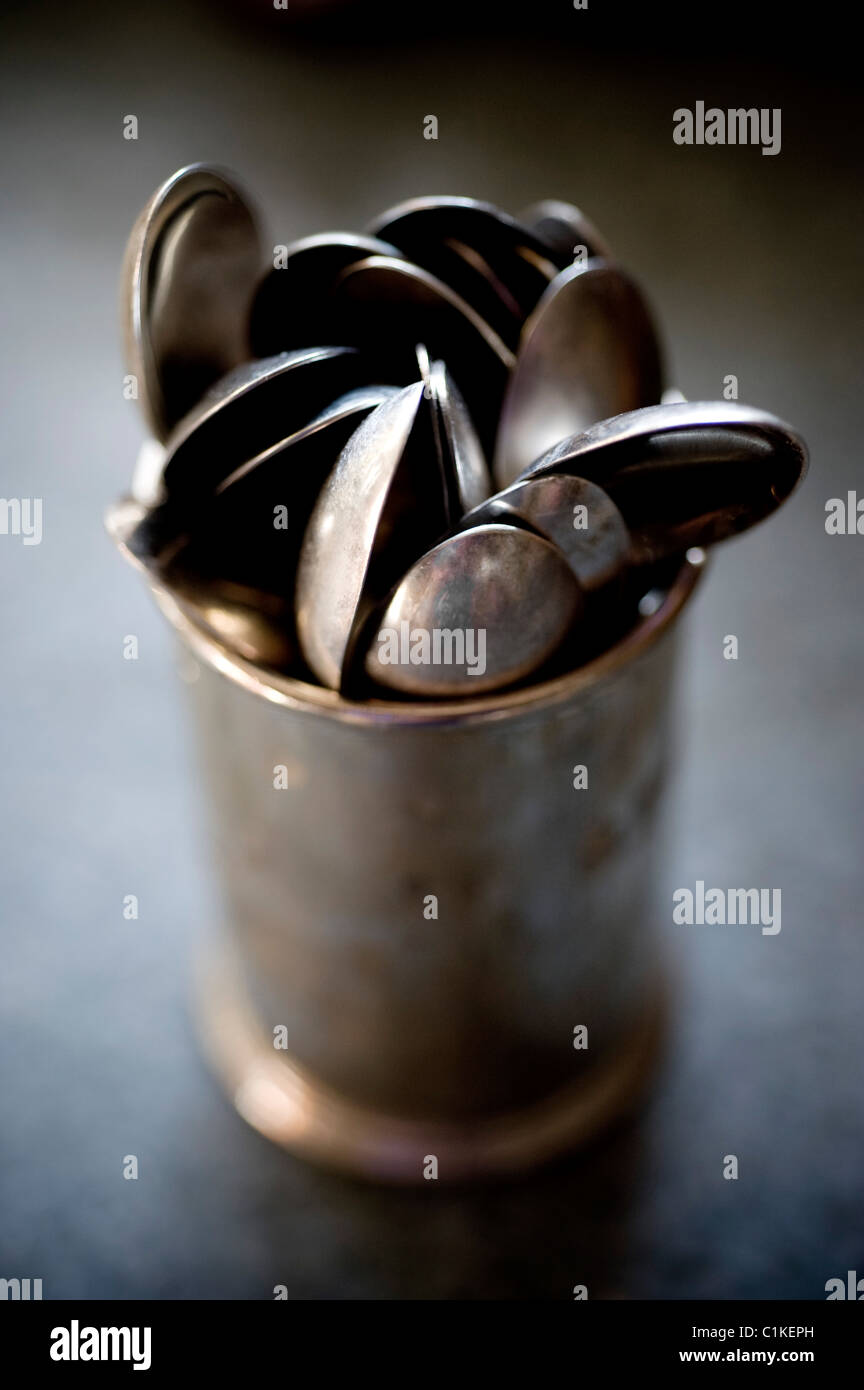Silver teaspoons hi-res stock photography and images - Alamy