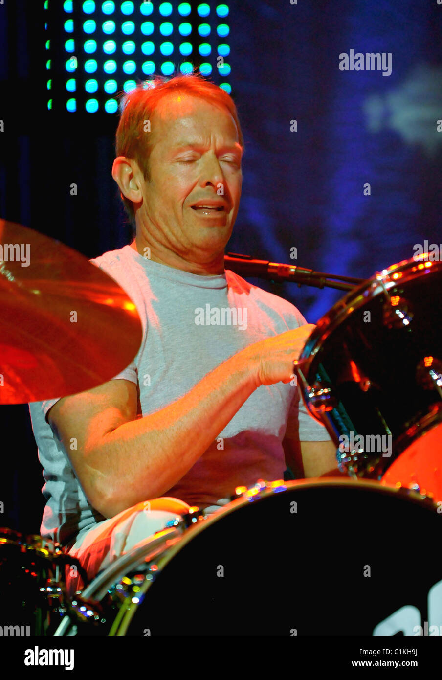 Simon Kirke of the rock band Bad Company performing at Hard Rock Live ...