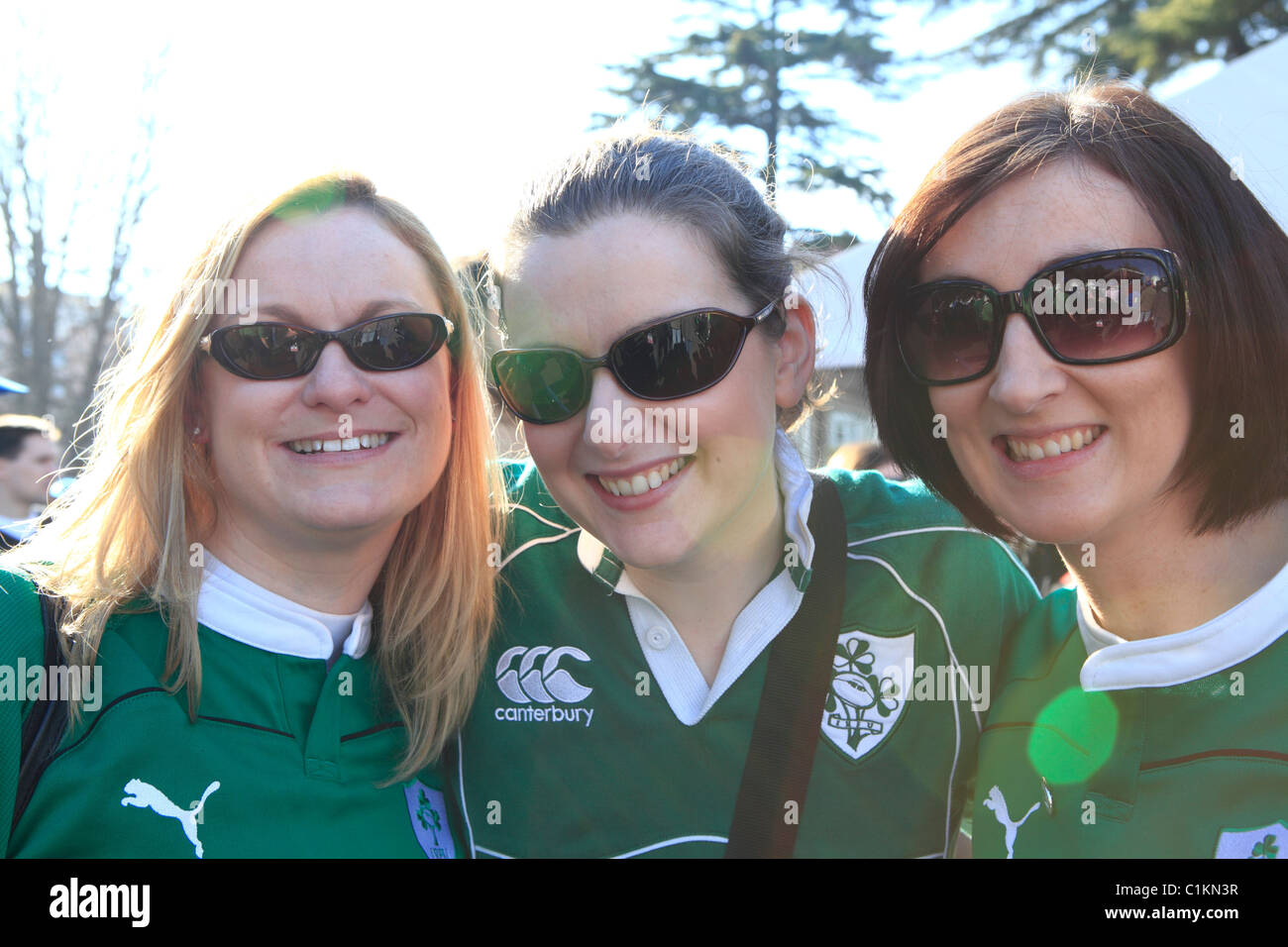 three female Irish rugby fans in Rome Stock Photo - Alamy