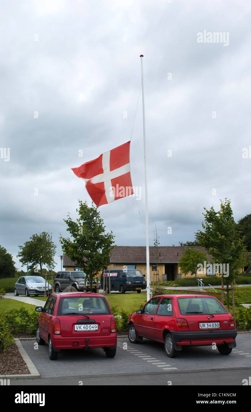 Flag of death hi-res stock photography and images - Alamy