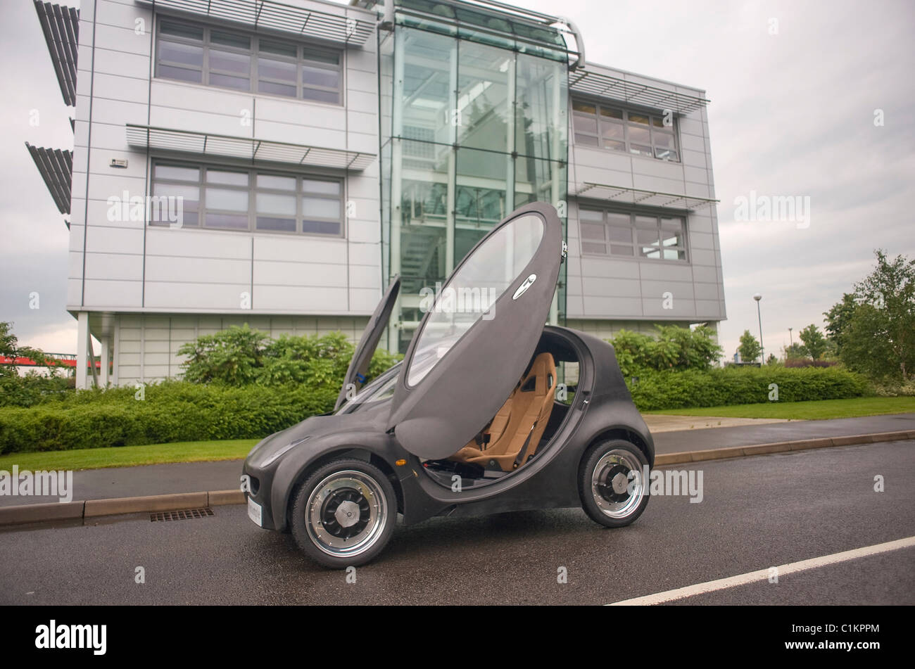 Hydrogen car unveiled A top secret British car unveiled in London today ...