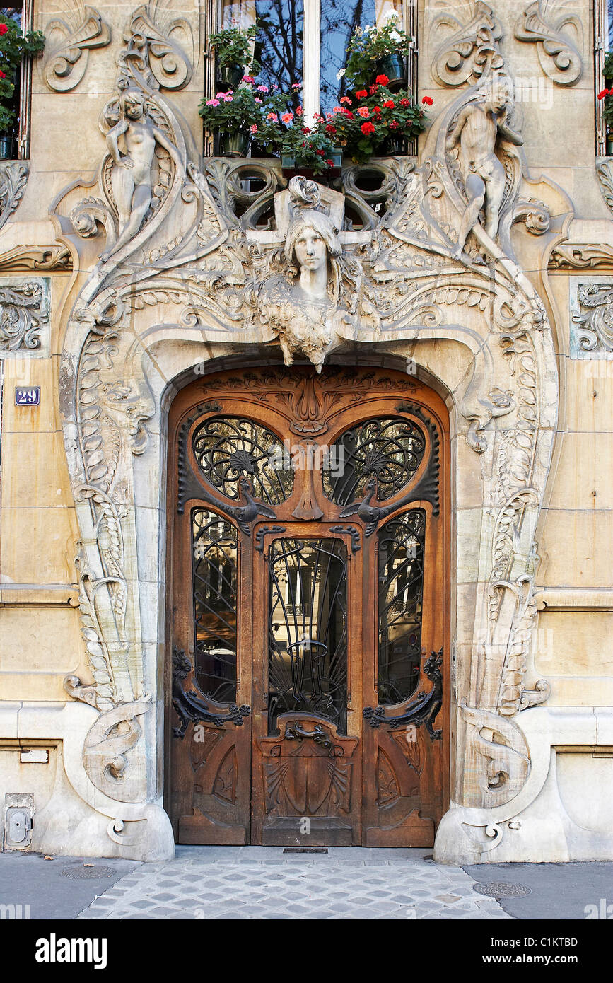 Rapp paris hi-res stock photography and images - Alamy