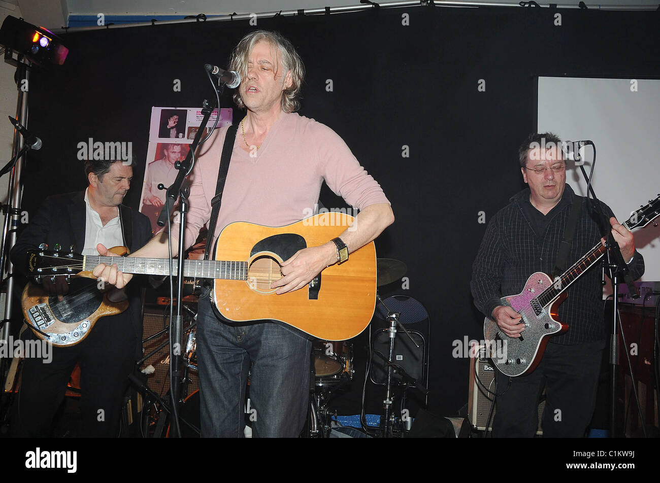 Bob Geldof and Boomtown Rats, Pete Briquette and Garry Roberts ...