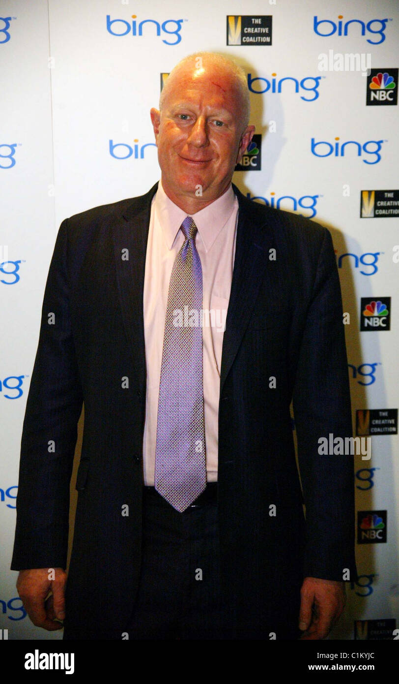 Bob Sager Washington premiere of 'The Philanthropist' at the Landmark ...