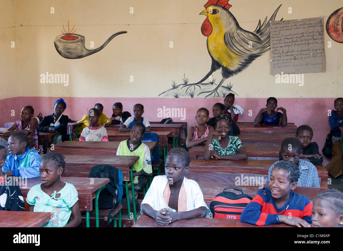 Mali village school hi-res stock photography and images - Alamy